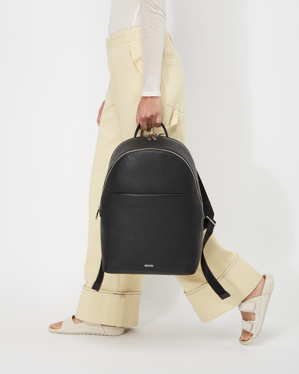 ECCO® Round Pack Leather Backpack | Black