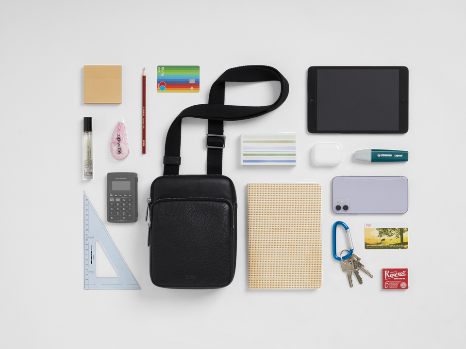 ECCO® Textureblock Leather Crossbody Bag | Black