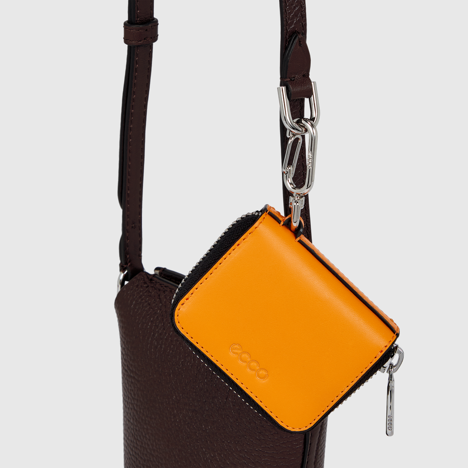 ECCO® Pot Textureblock Leather Crossbody Bag | Brown